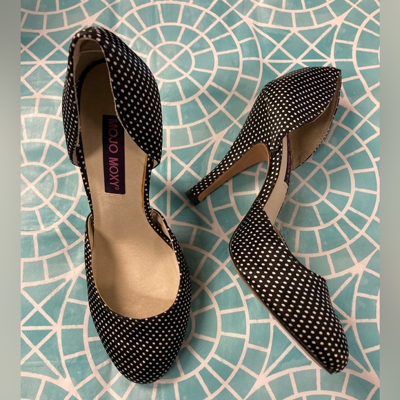 Mojo Moxy | Shoes | Today9mojo Moxy Black And White Polka Dot Heels ...